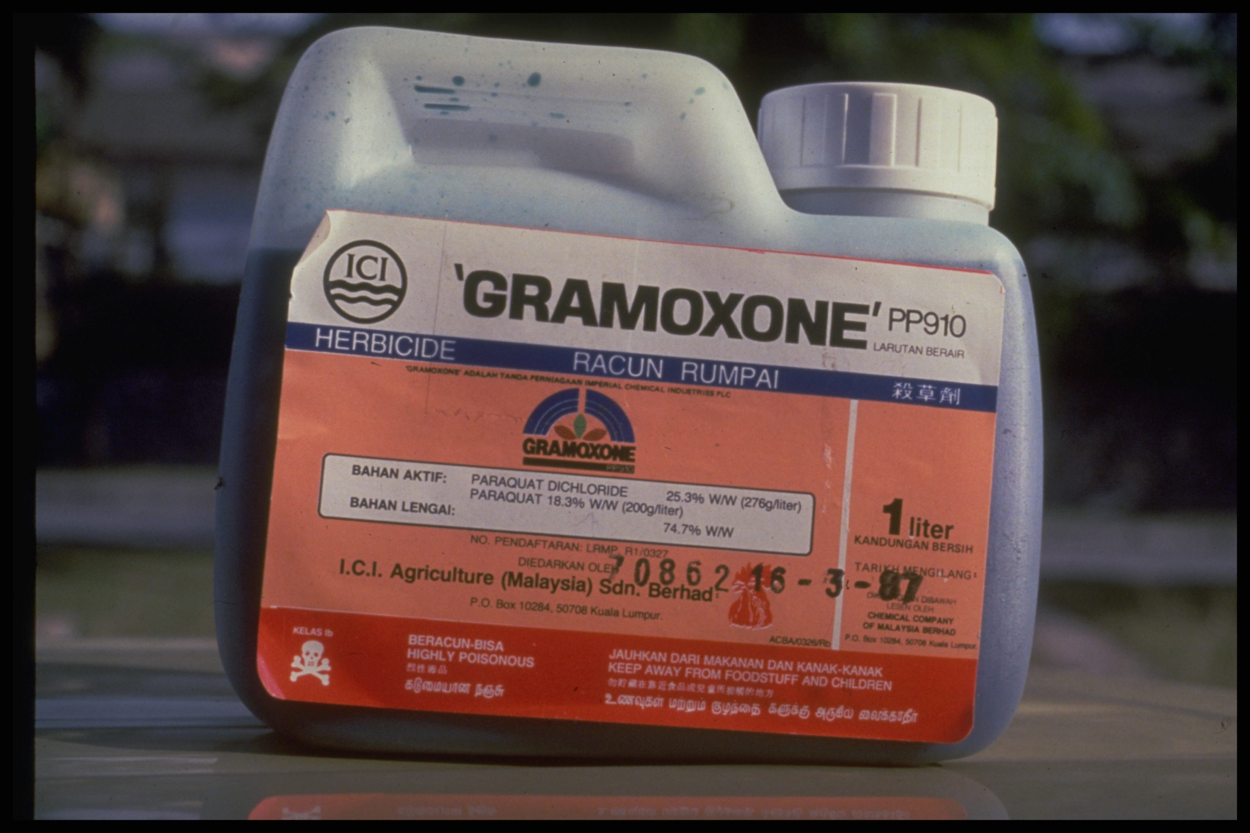 Pesticide giant ignored warnings over ineffective safety measures used ...