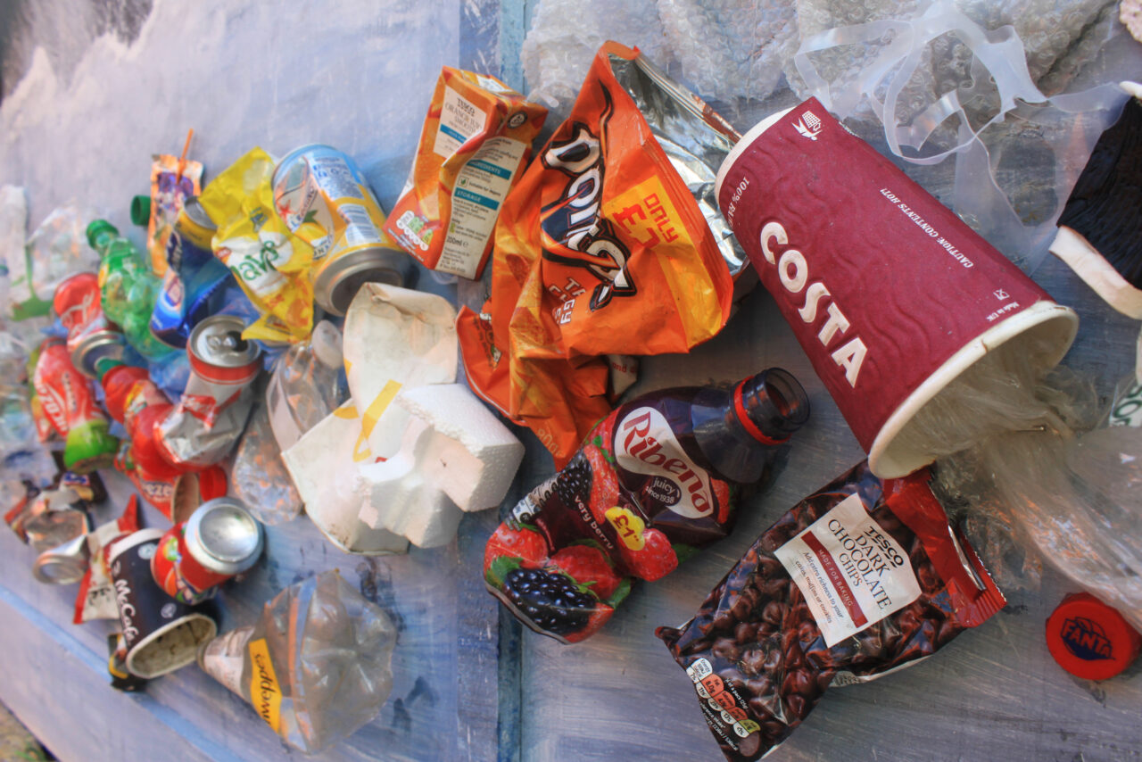 Plastic and coronavirus: here’s what you need to know - Greenpeace UK