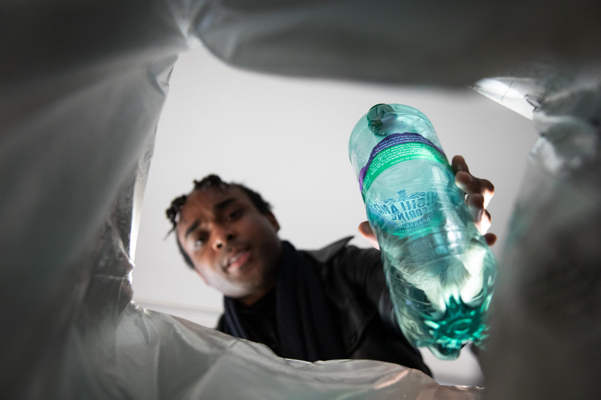100,000 Count Packaging for Government Action on Plastic - Greenpeace UK